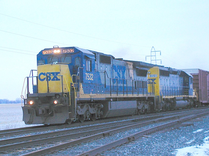 CSX 7532 Q393 at East Fostoria